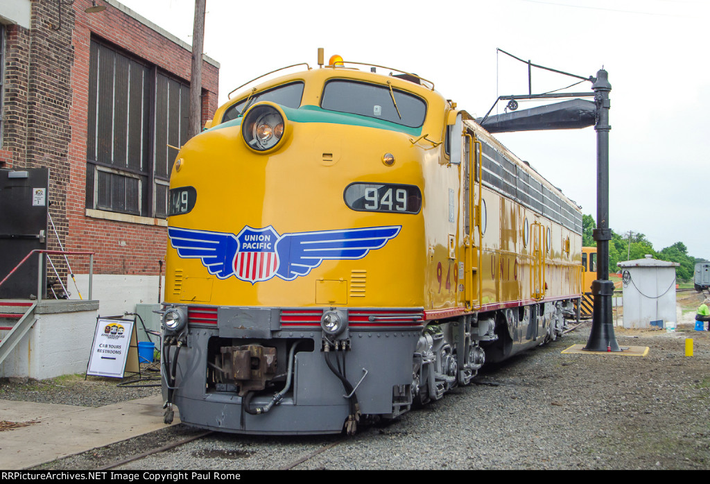 UP 949, EMD E9A, appears to be taking water at the water colomn at the North Carolina ...
